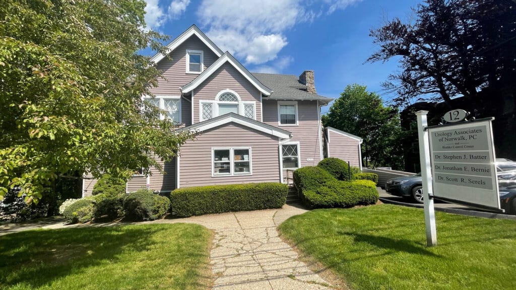 Norwalk Mixed-Use Building Sells for $1.52M - Commercial Record